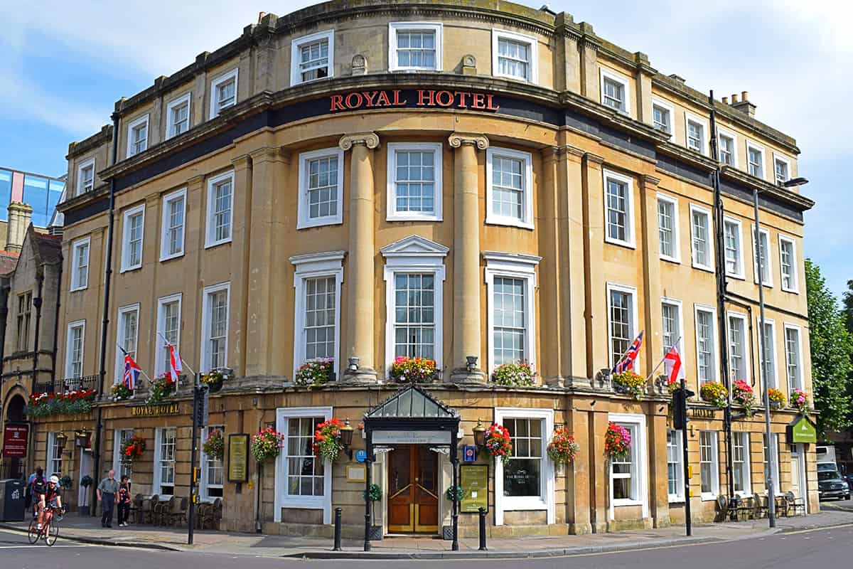 The Royal Hotel - Bath - Pub Rooms