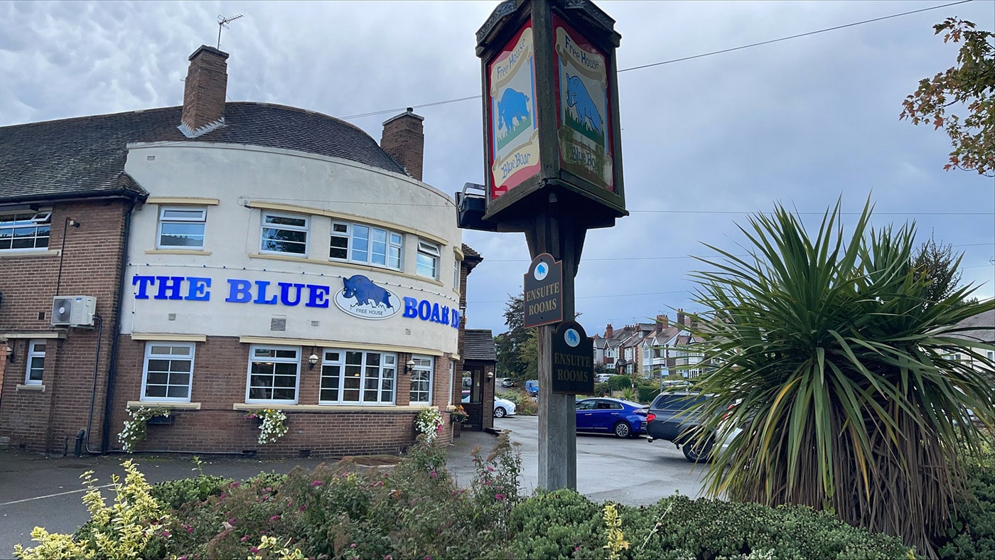 The Blue Boar Inn - Atherstone - Pub Rooms
