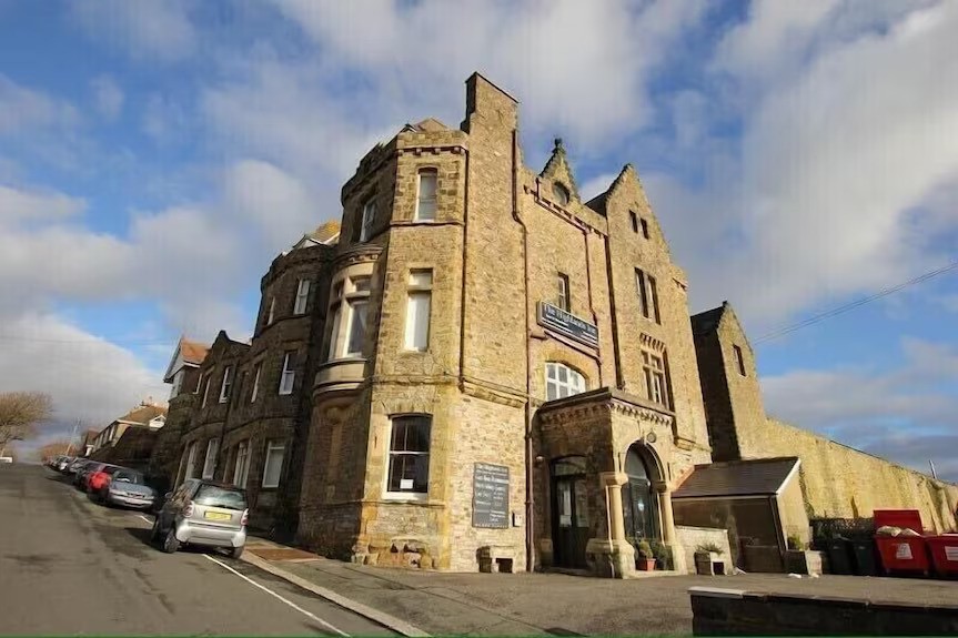 The Highlands Inn - Hastings - Pub Rooms